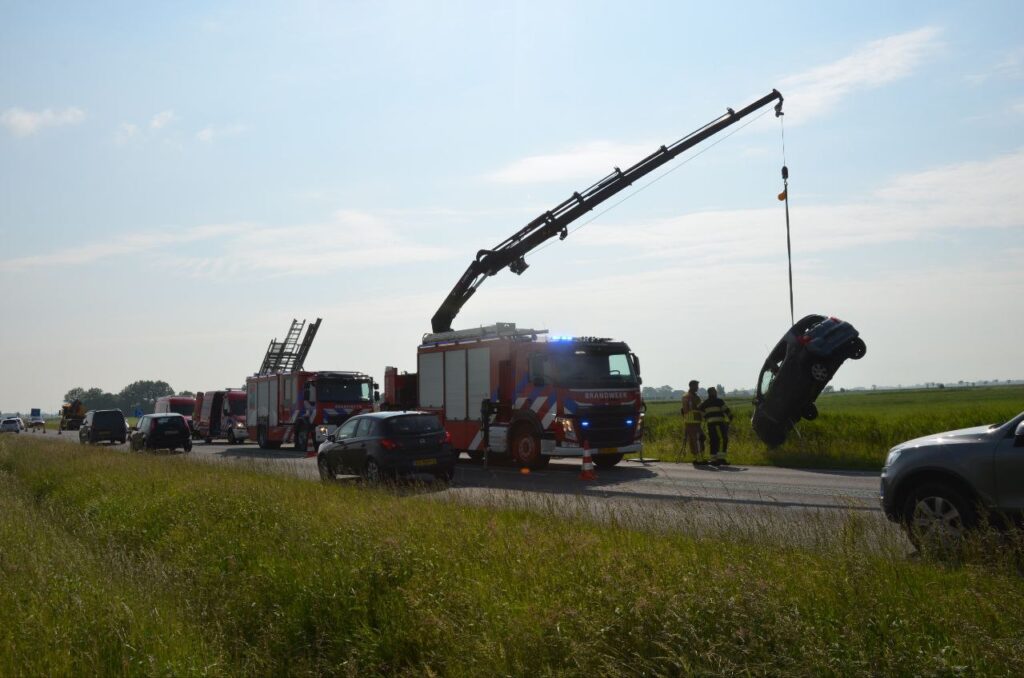 Geen personen aangetroffen na ongeval op N359 bij Huns - RBNieuws.nl